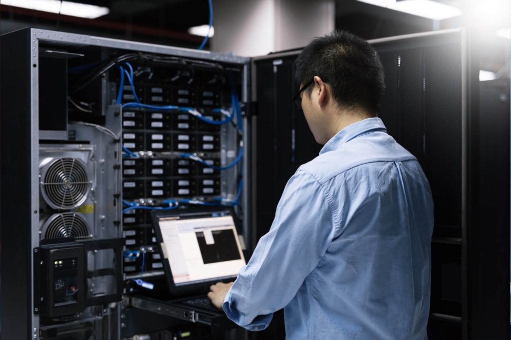 How Do Disk Array Controllers Affect Storage Performance? - ActualTech ...